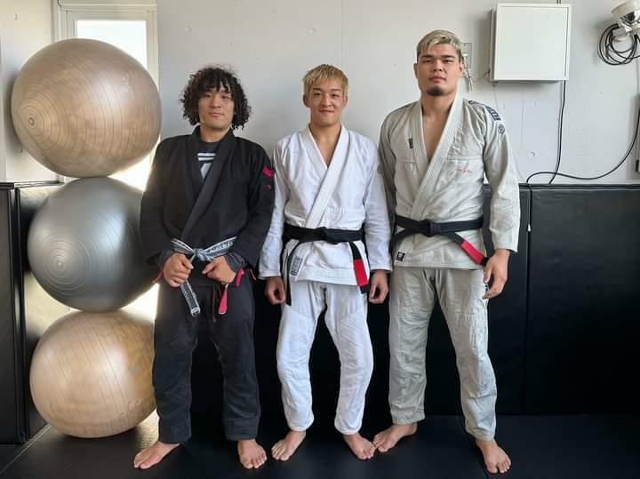 Deep Fighter Jinnosuke Kashimura Gets Black Belt In BJJ - MMASucka